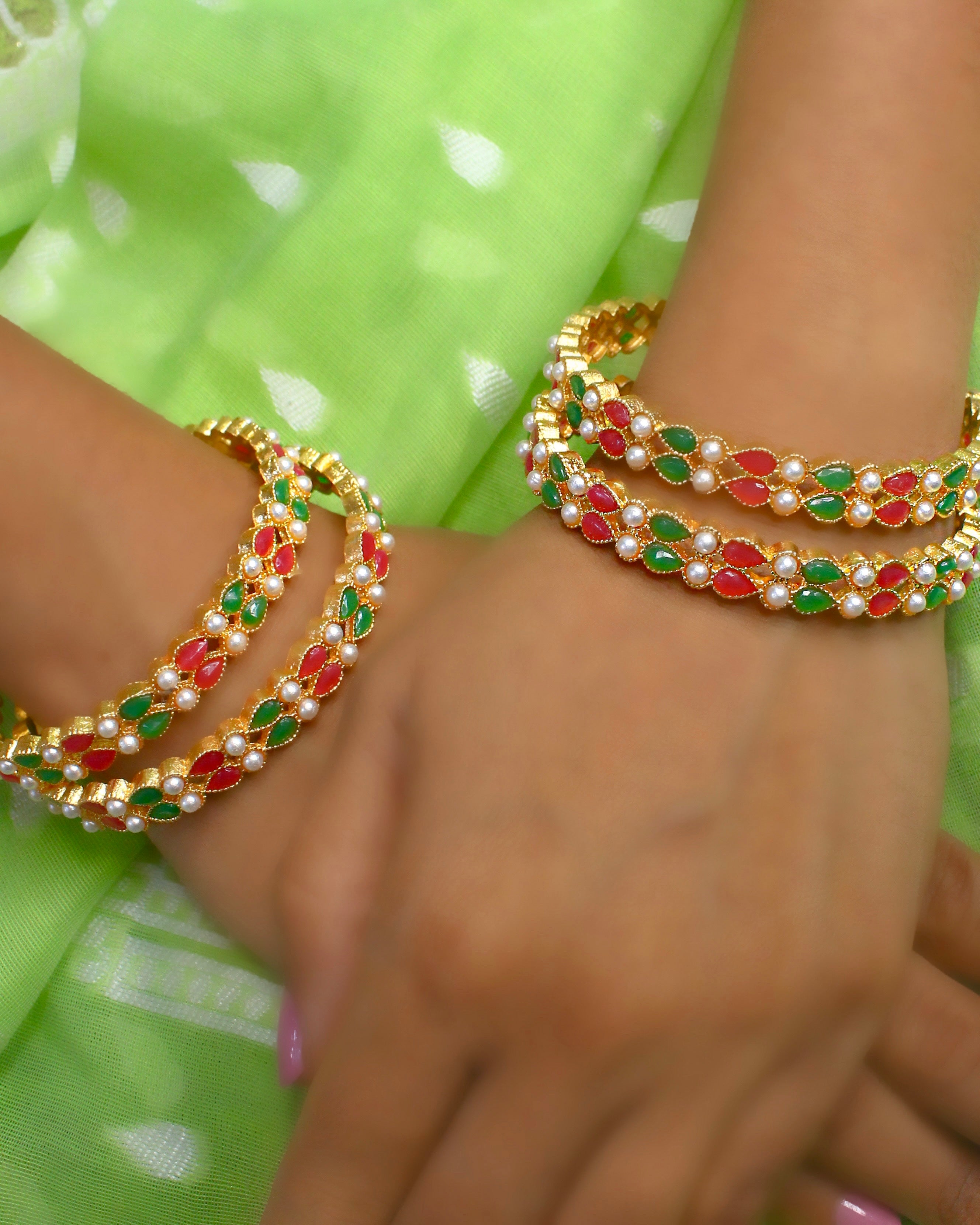 CLASSY DESIGNER BANGLES – Sonchafa