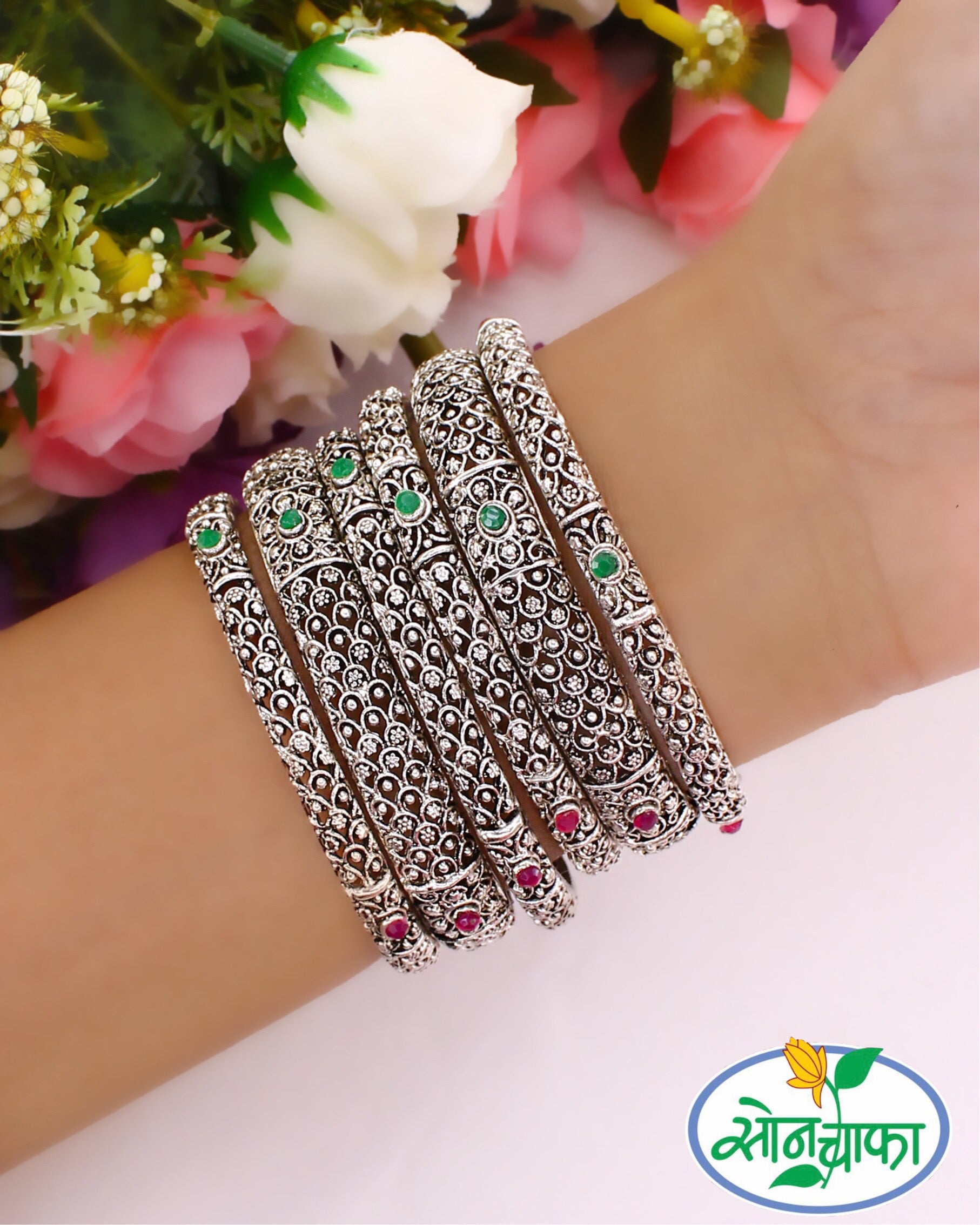 ROYAL GLAM OXIDISED BANGLES – Sonchafa