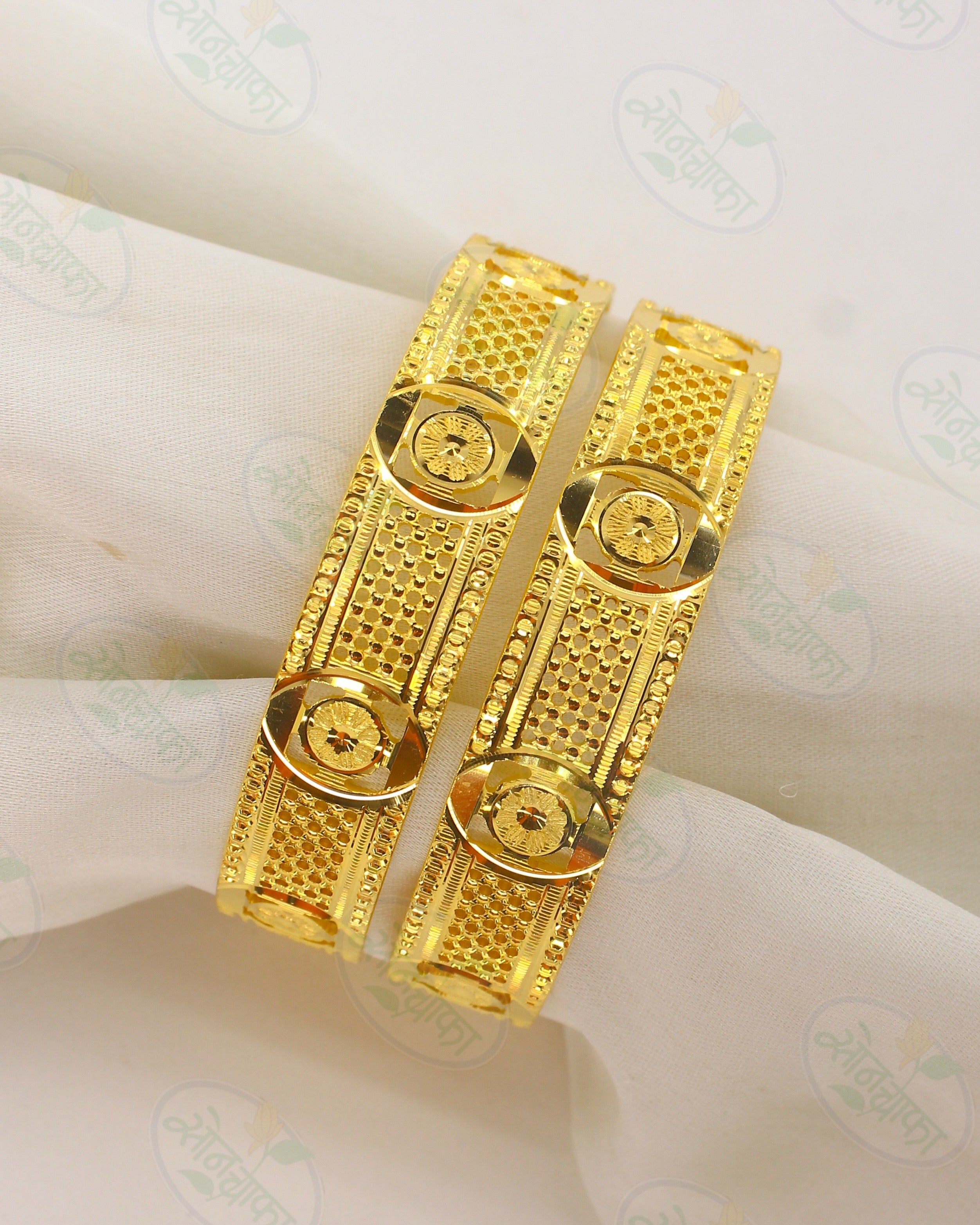 CIRCLE DESIGNER 2 PC BANGLES – Sonchafa