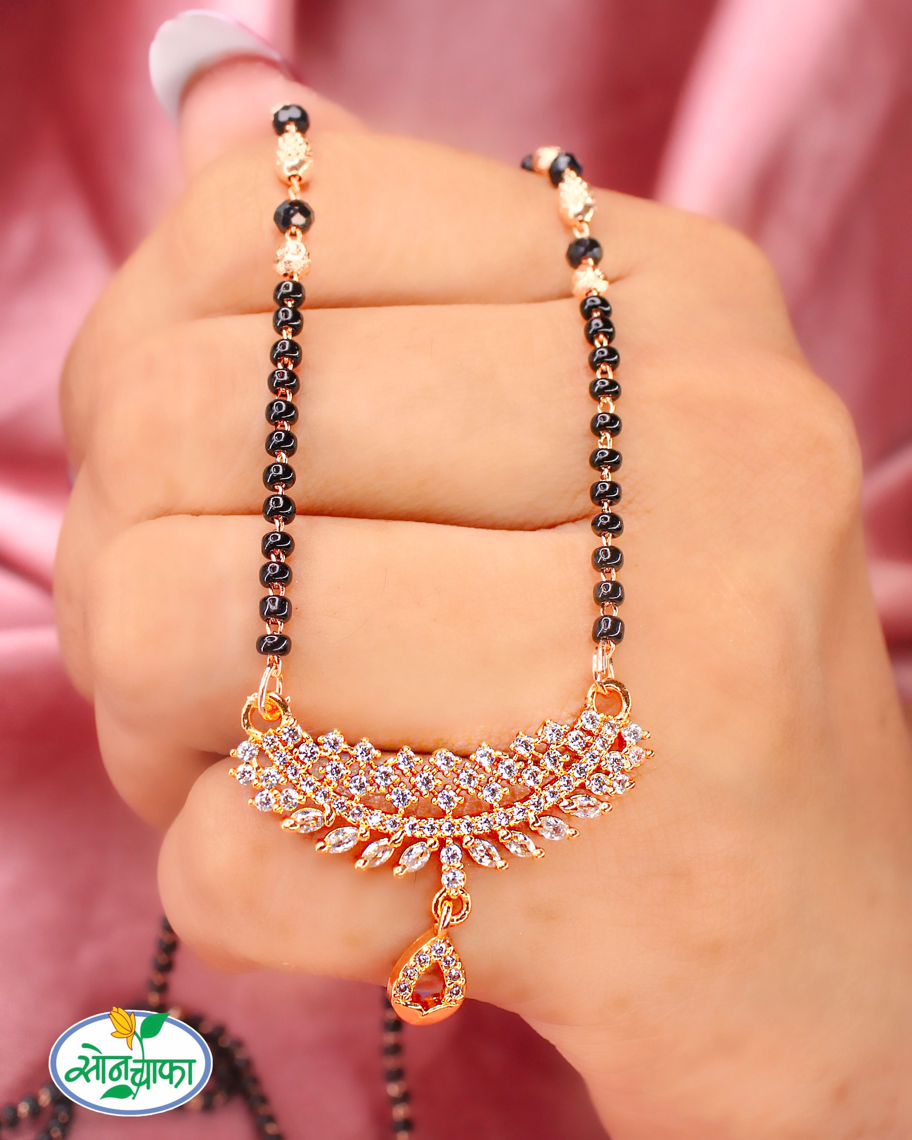 PRETTY SHIMMER DIAMOND MANGALSUTRA – Sonchafa