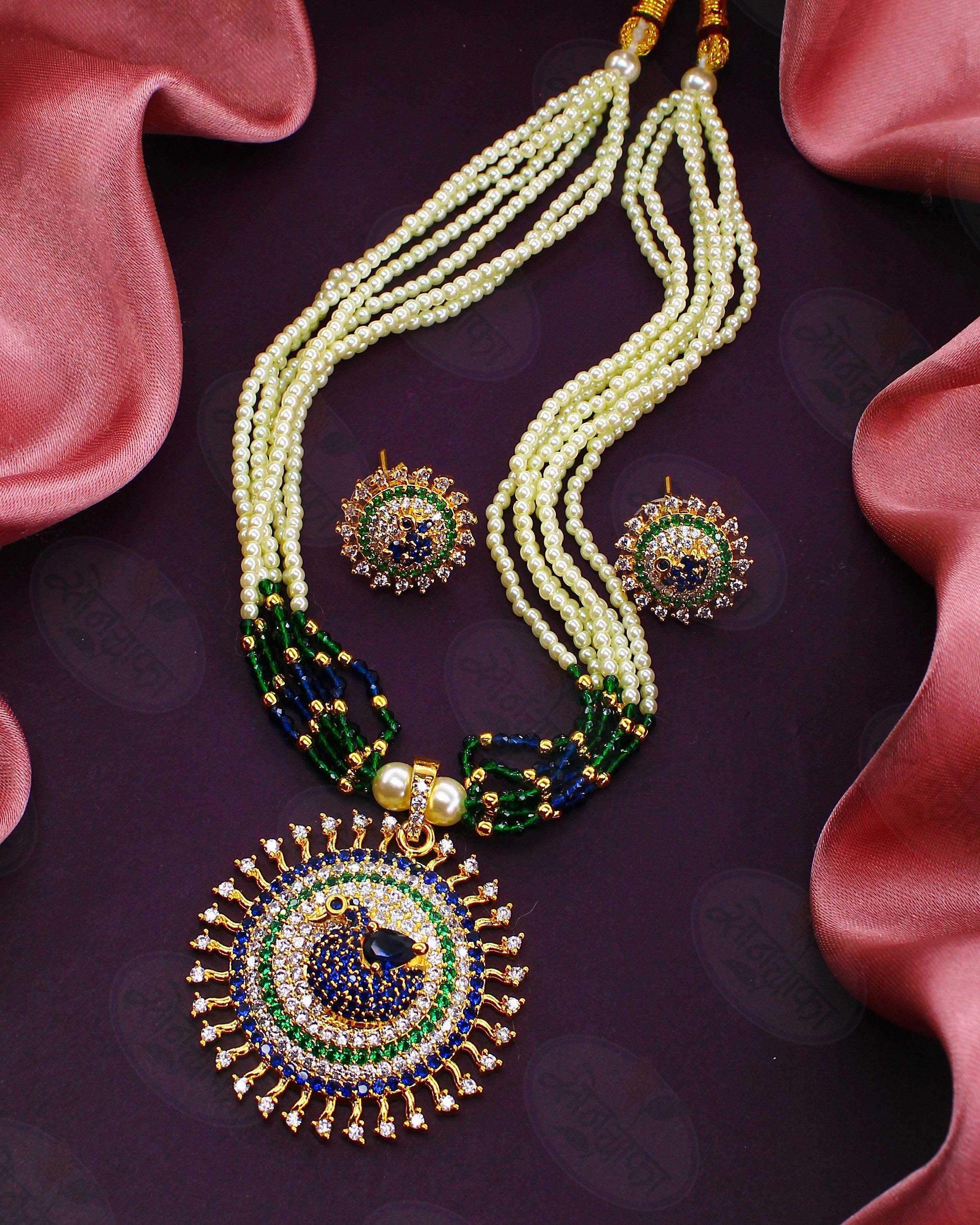 GLINTING CIRCLE PEARL & DIAMOND NECKLACE – Sonchafa