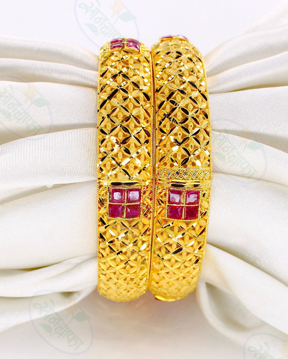 DAINTY FLORET GOLDEN BANGLES – Sonchafa