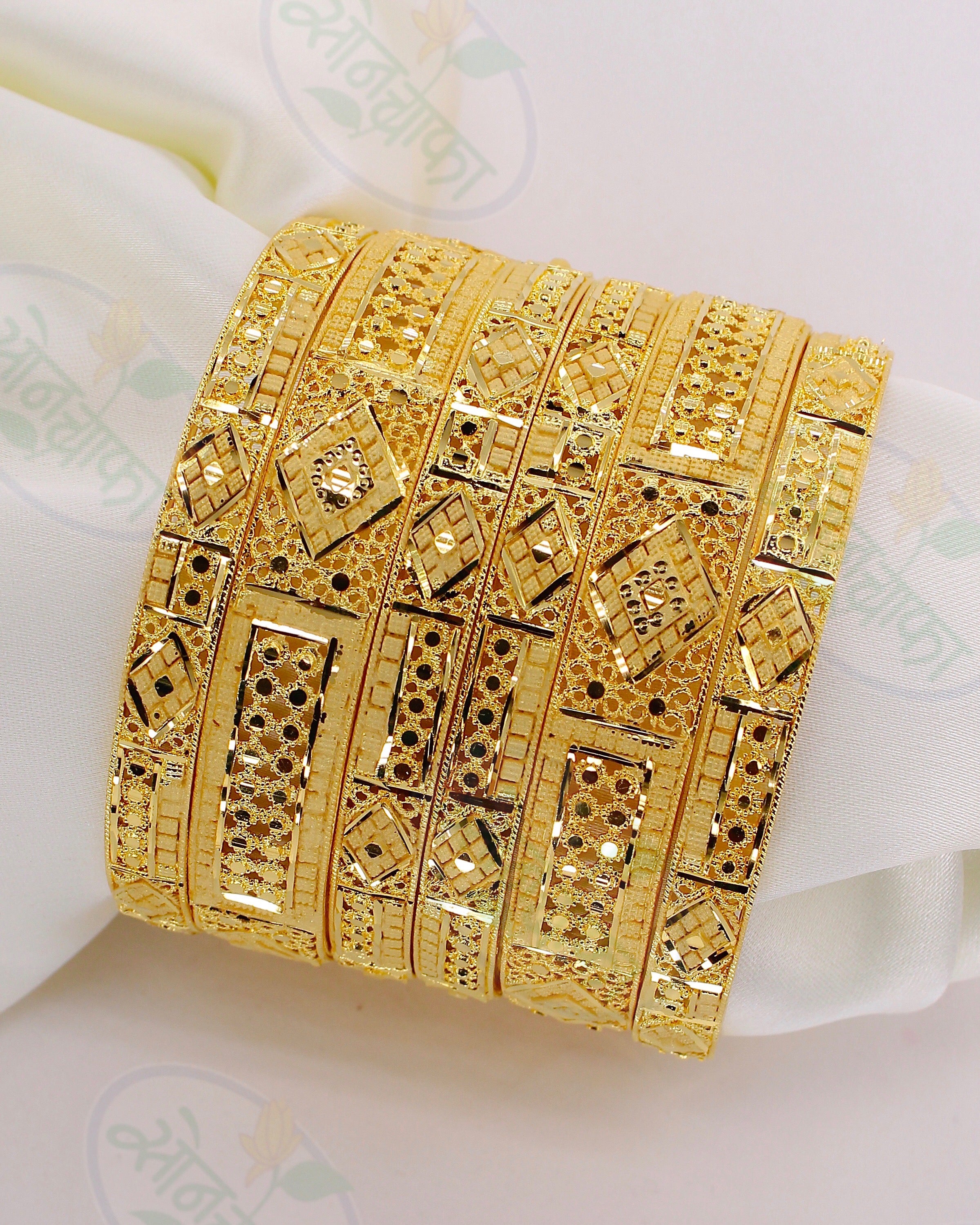 EXCLUISVE 6 PC BANGLES – Sonchafa
