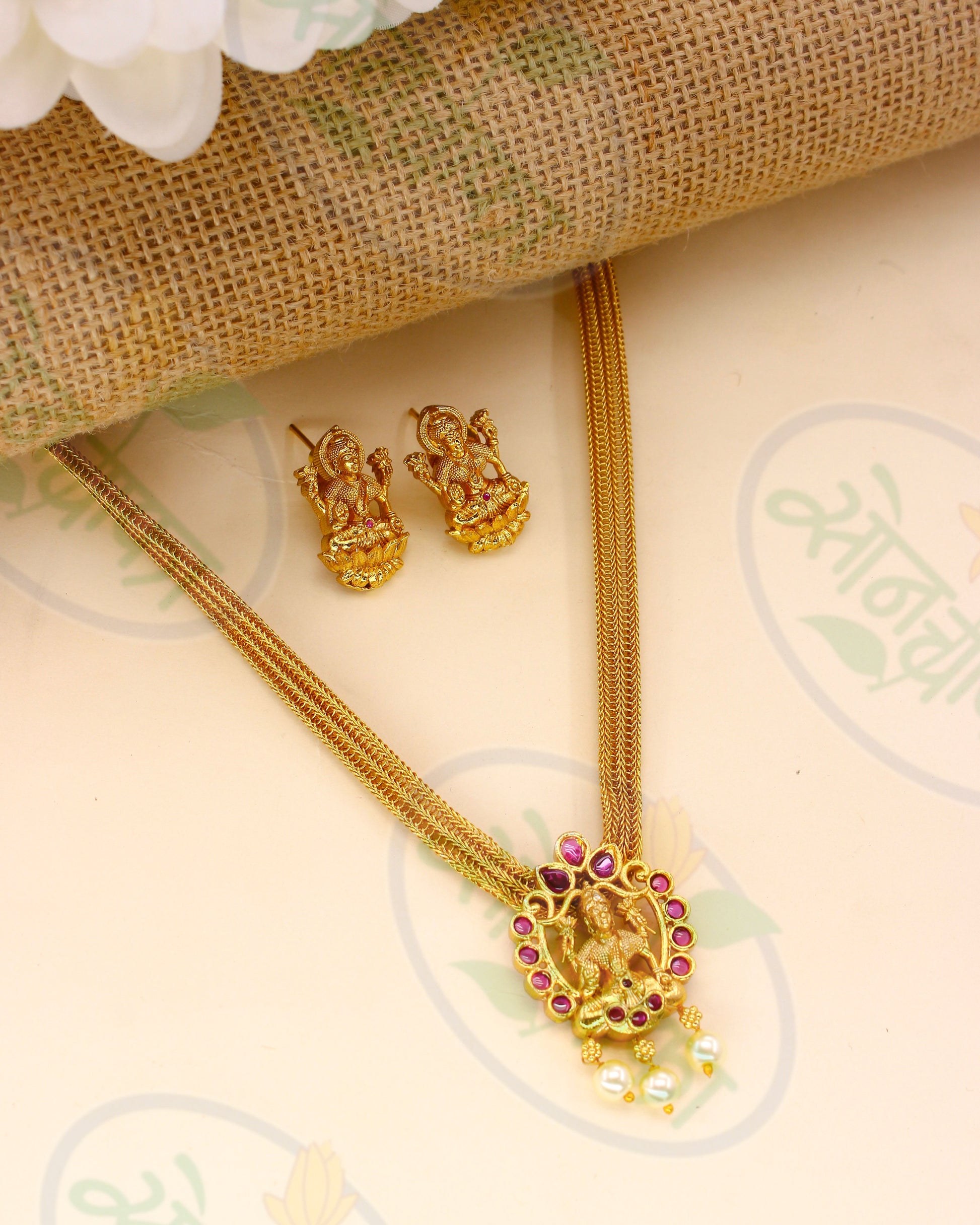 SOUTH INDIAN NECKLACE SET – Sonchafa