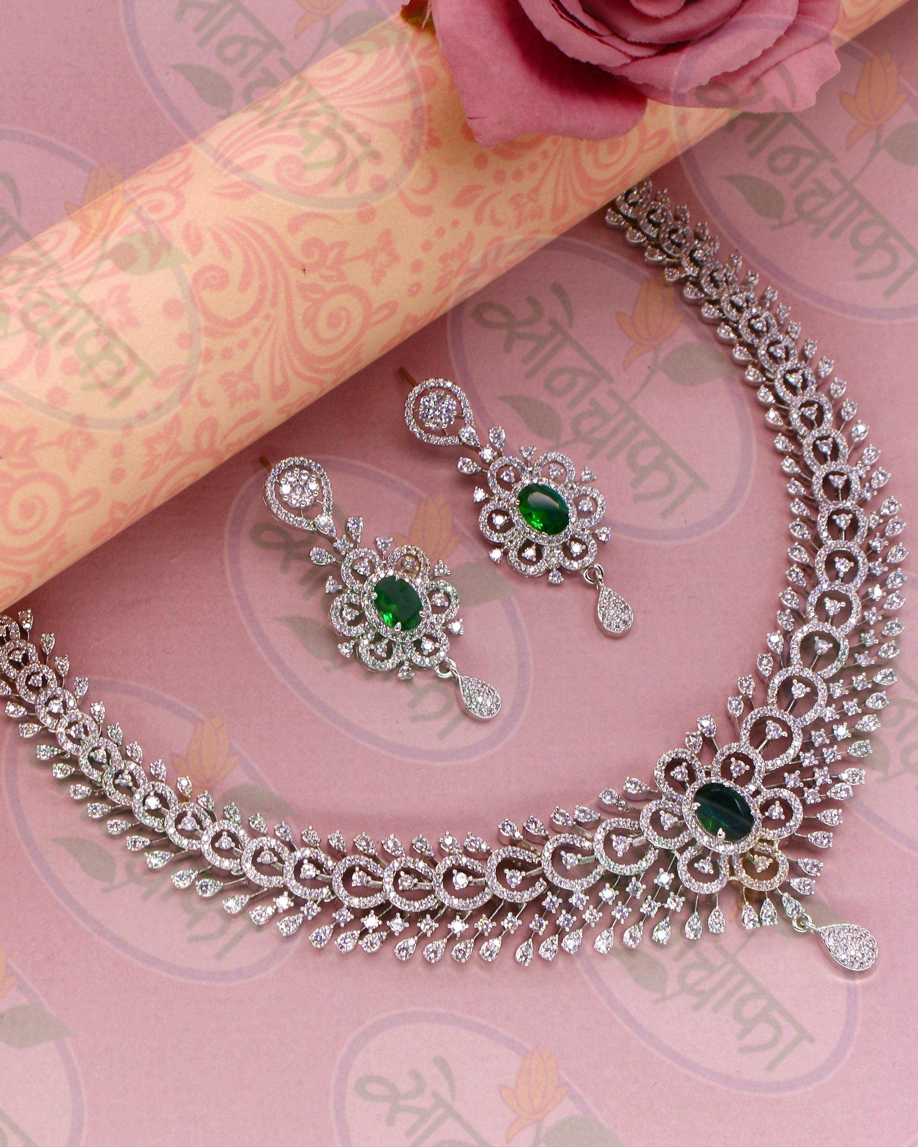 WEDDING WEAR DIAMOND NECKLACE SET – Sonchafa