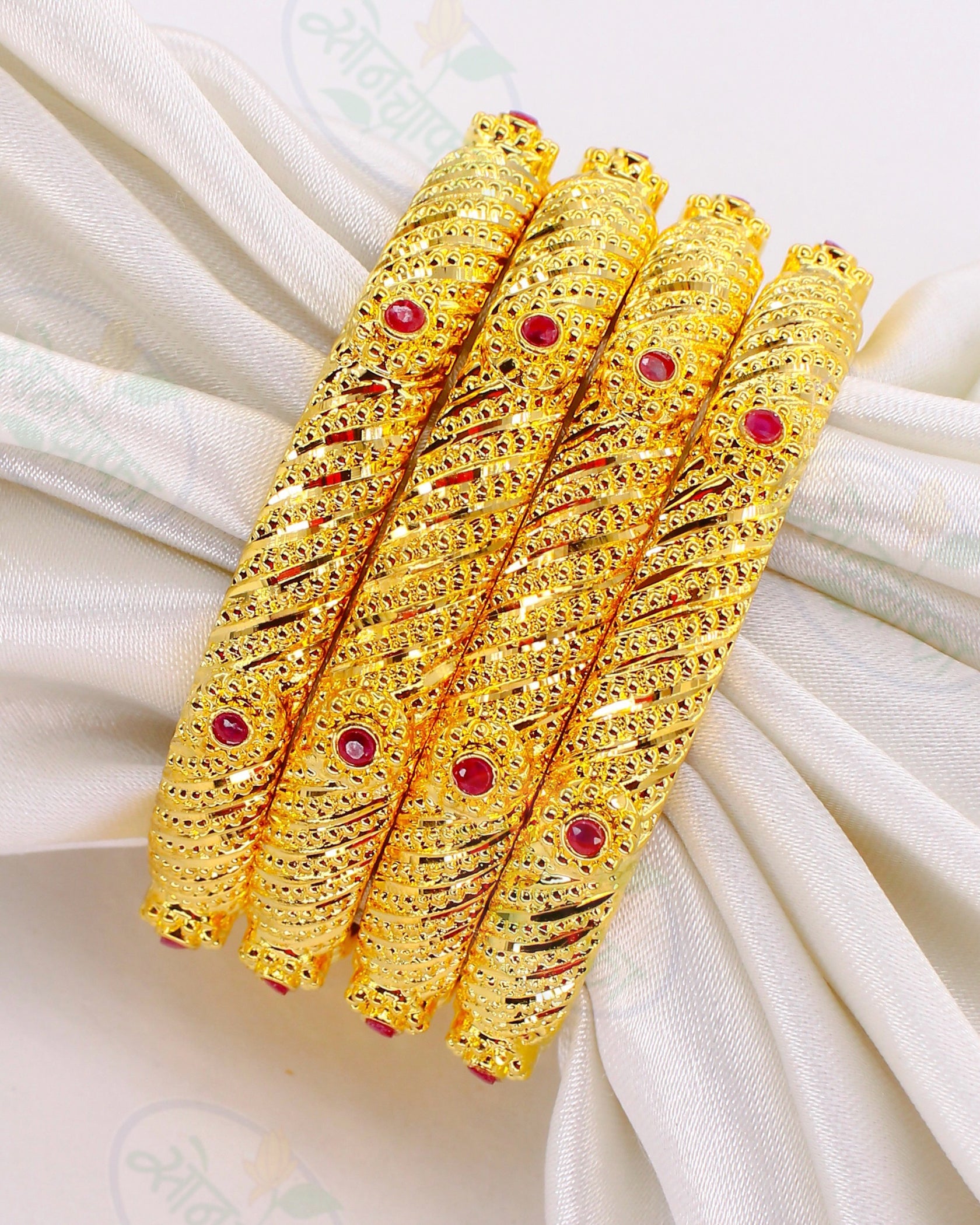 MASSIVE GOLDEN BANGLES – Sonchafa