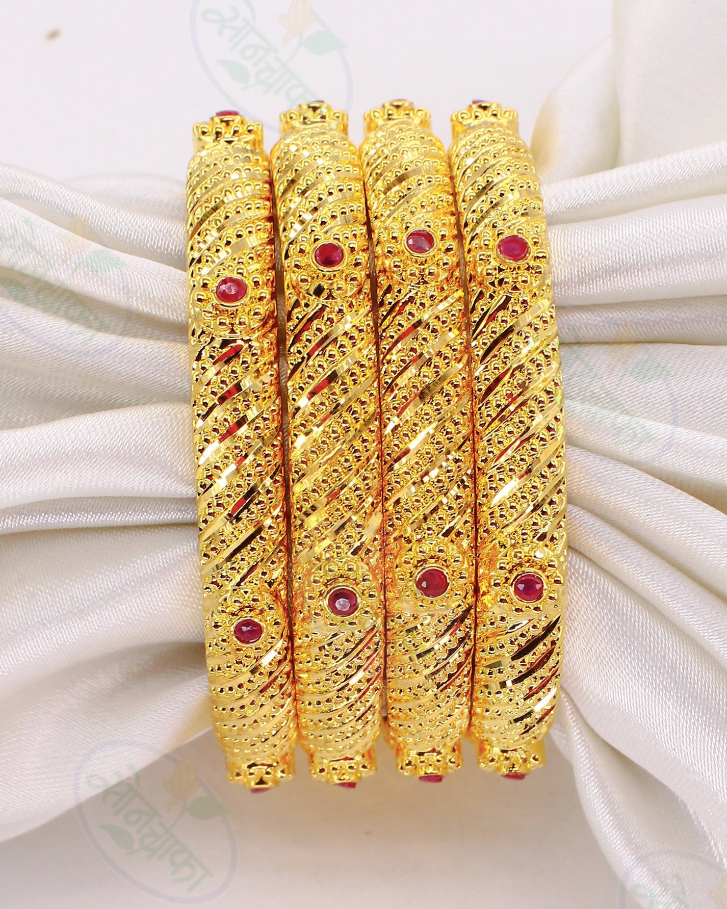 MASSIVE GOLDEN BANGLES – Sonchafa
