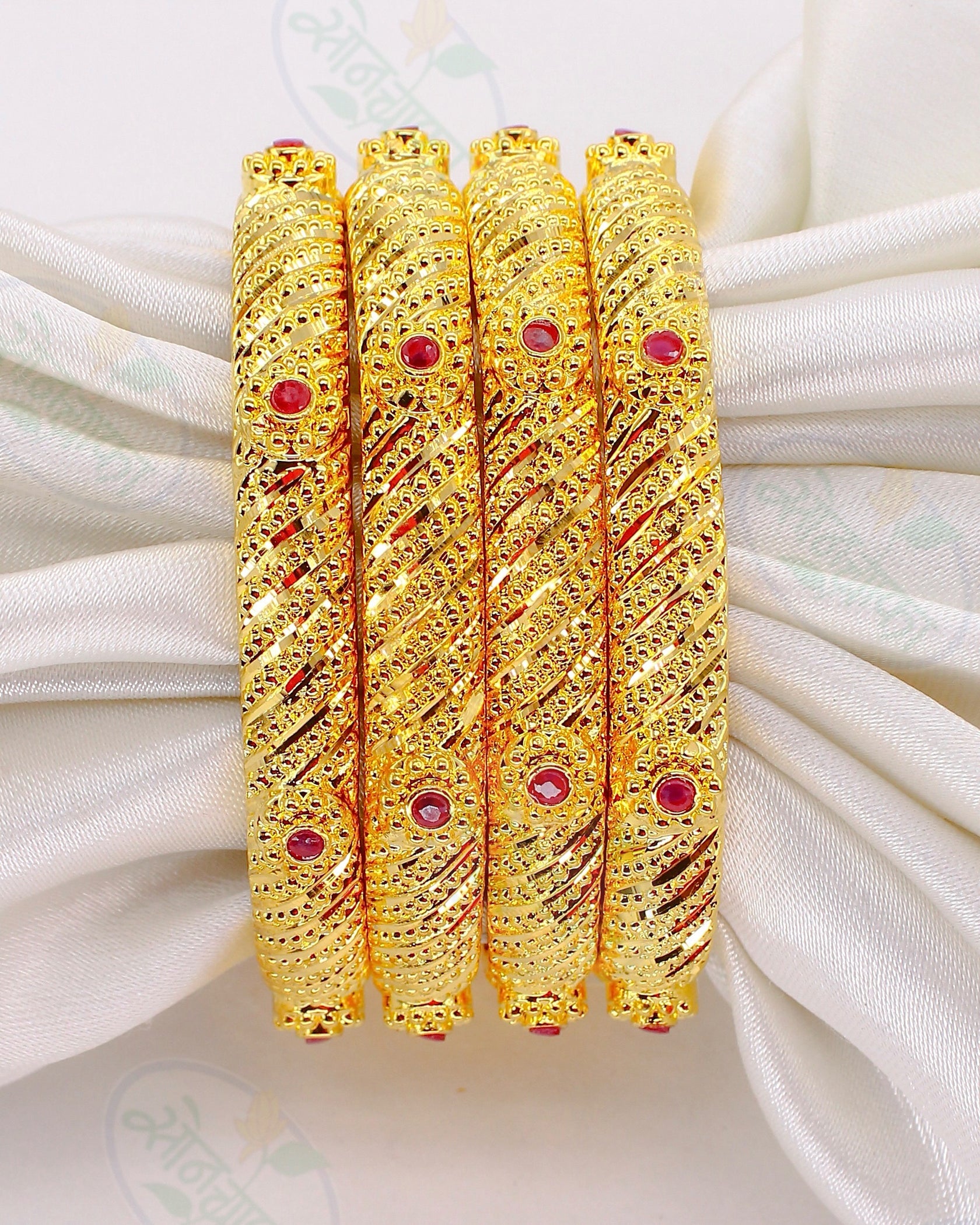MASSIVE GOLDEN BANGLES – Sonchafa