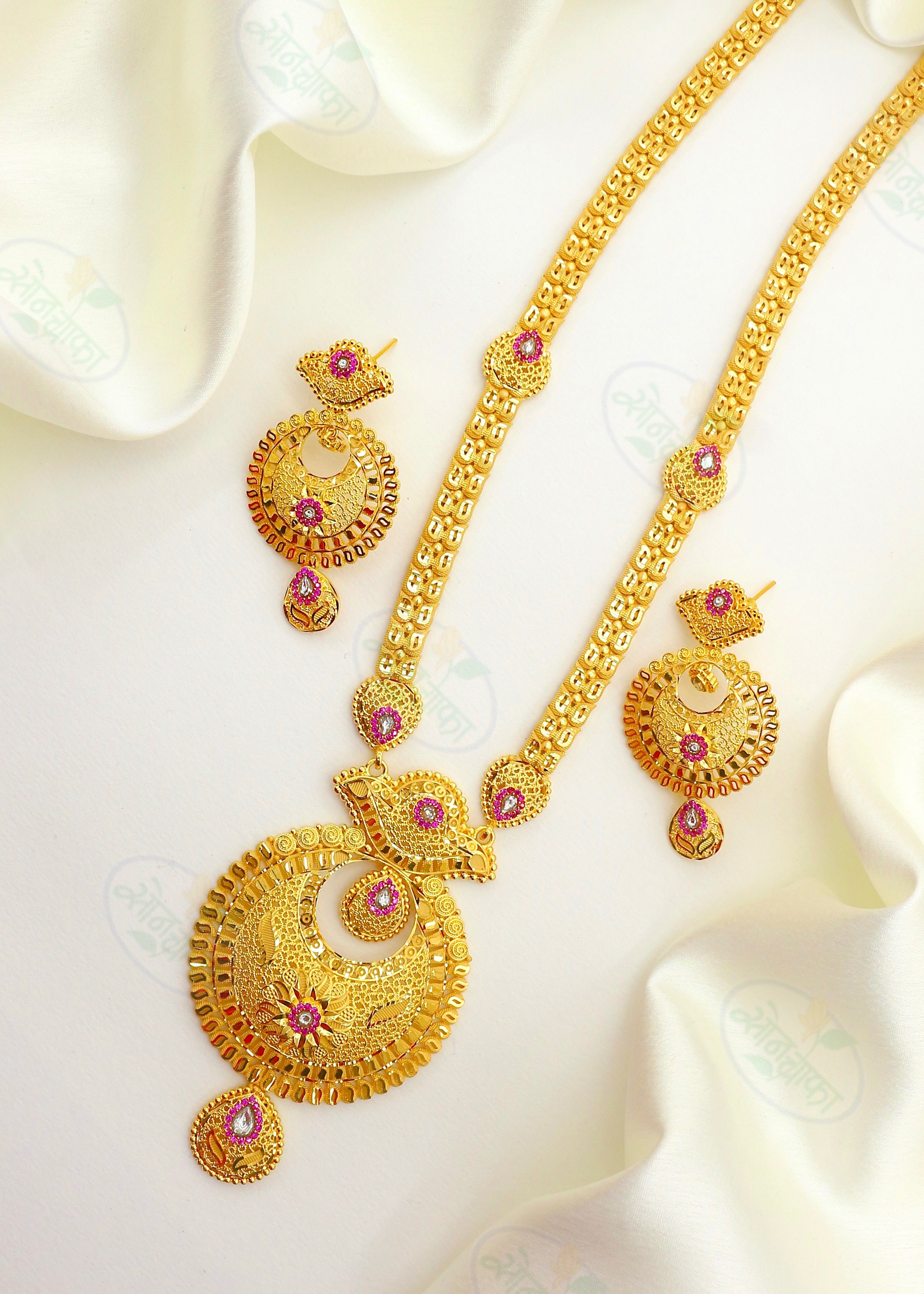 BRIDAL GOLDEN NECKLACE – Sonchafa
