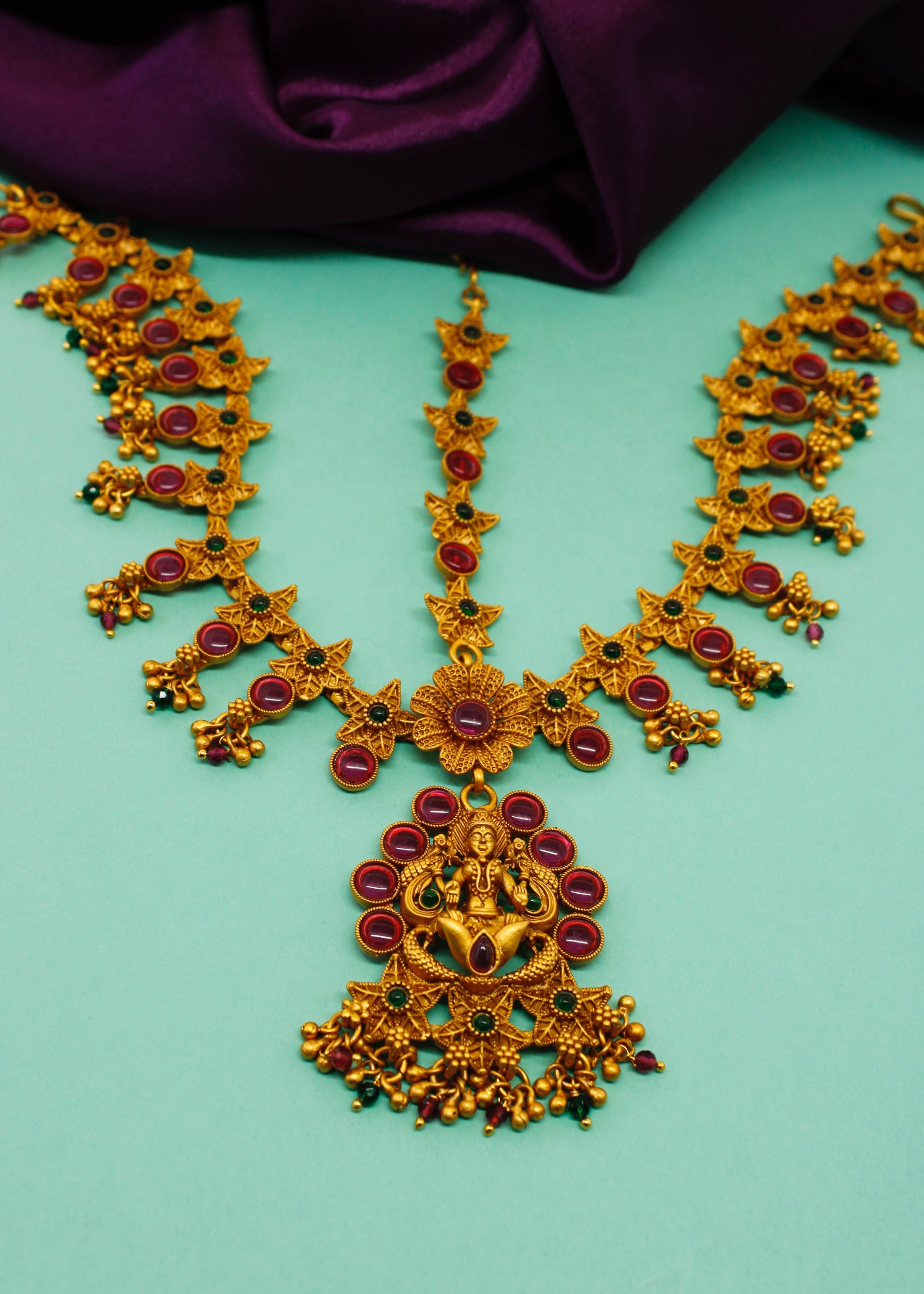 TEMPLE DESIGNER BINDI – Sonchafa