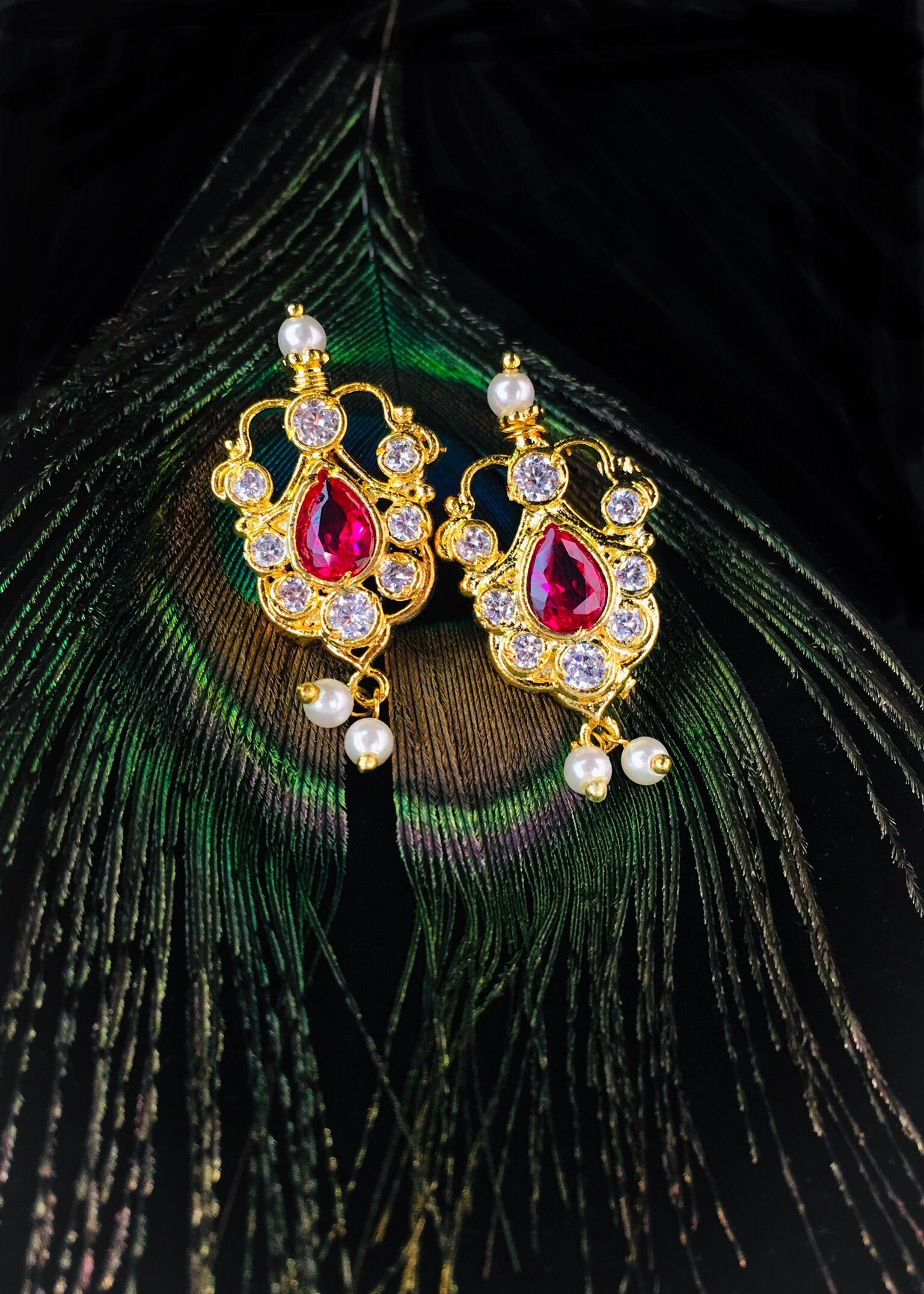 SIMPLE MOTI STUDS – Sonchafa