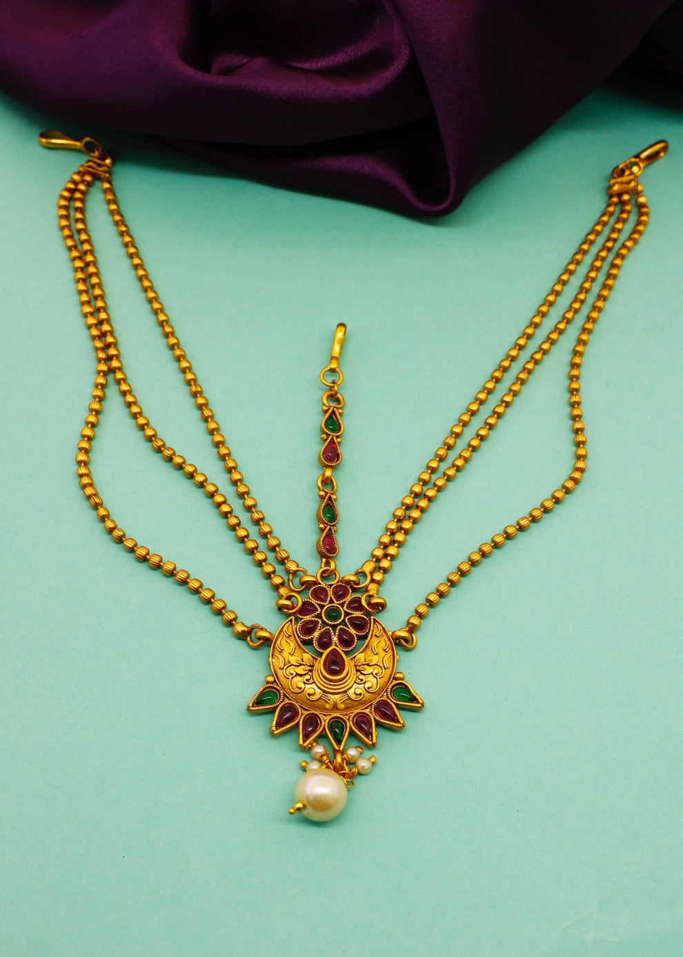 HALF- MOON DESIGNER BINDI – Sonchafa