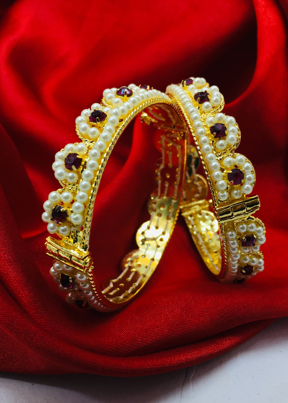 HALF CIRCLE PEARL DESIGN BANGLES – Sonchafa