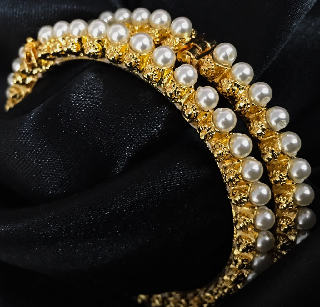 Buy Moti Bangles Online | Traditional Designer Moti Bangles | Sonchafa